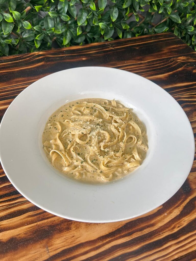 Pasta and Chicken Parmi in Brisbane | Castello Pizza