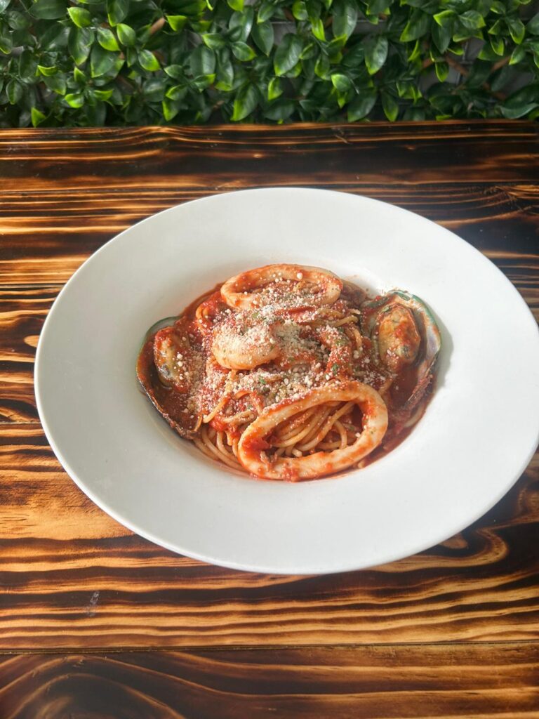 Pasta and Chicken Parmi in Brisbane | Castello Pizza